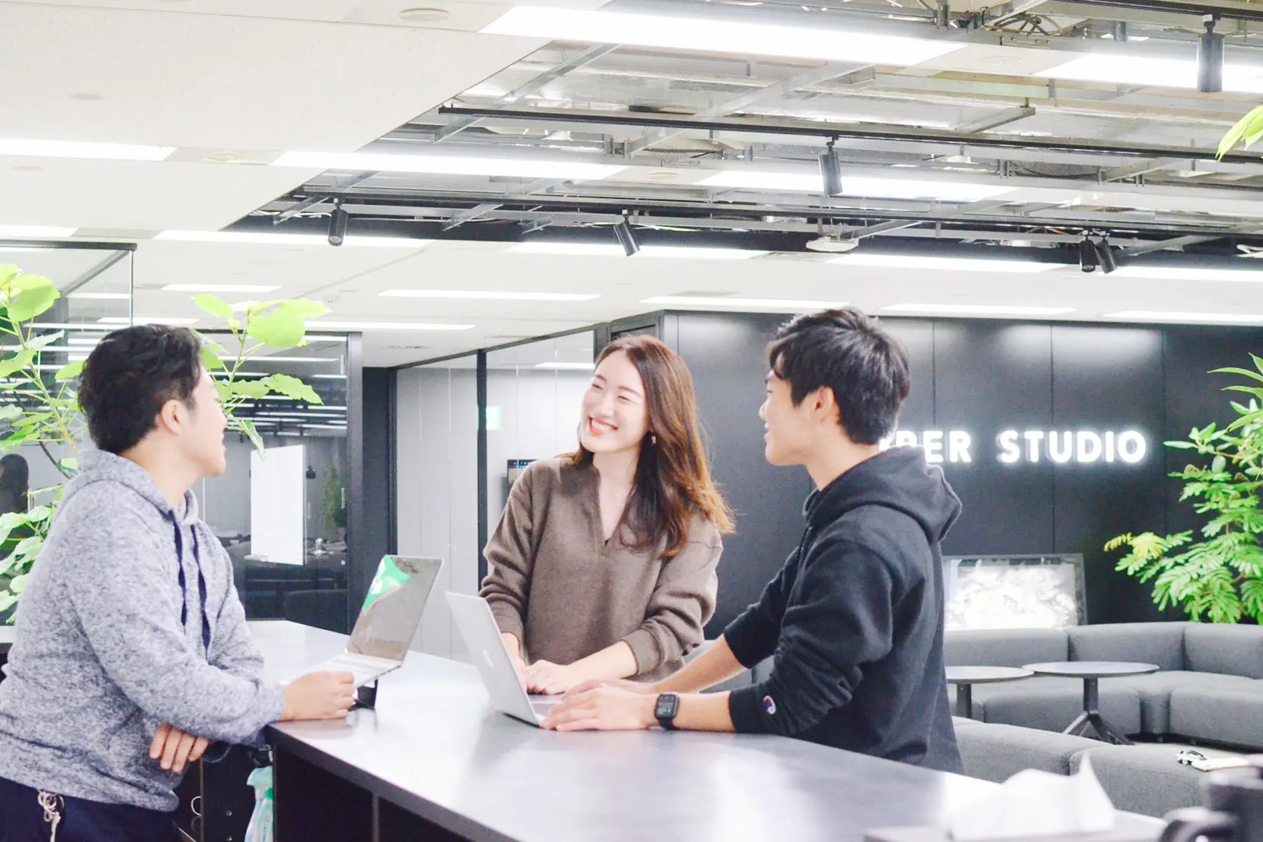 株式会社SUPER STUDIOのエンジニア求人・転職・採用 | SaaS型のEC基幹システム『ecforce』の新規機能の設計・開発や既存機能の改修をお任せ／スクラム開発でクライアントの要望に応える